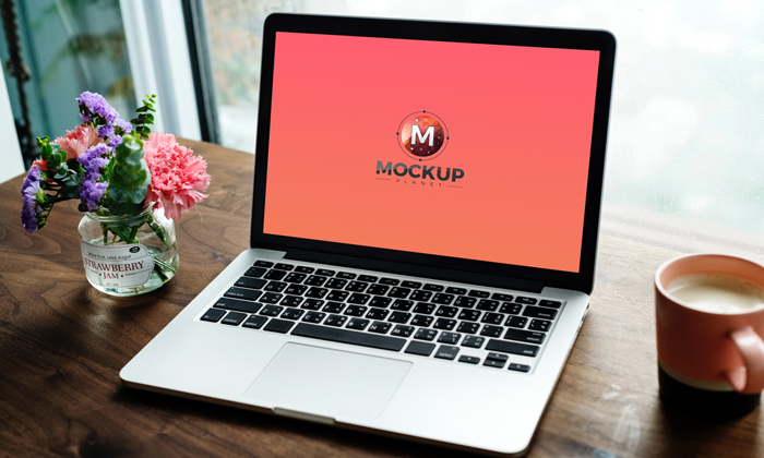 Free Laptop Website Mockup For Screens Display - Mockup Planet