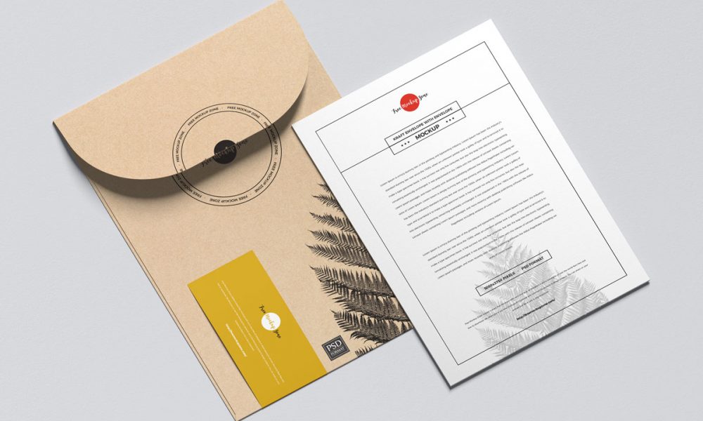 Free Mailing Envelope With Invitation Mockup Design - Mockup Planet